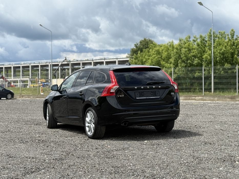 Volvo v60 2.0 diesel Hunedoara • OLX.ro