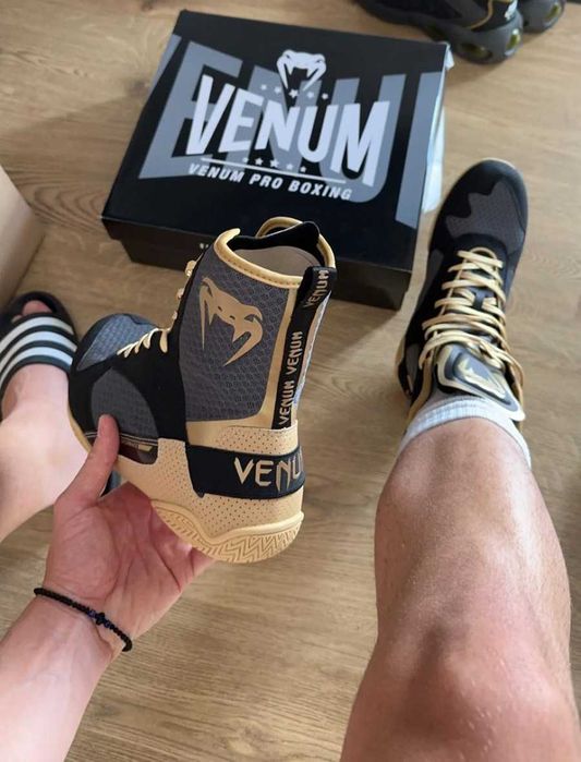 Ghete de box Venum Sebes • OLX.ro