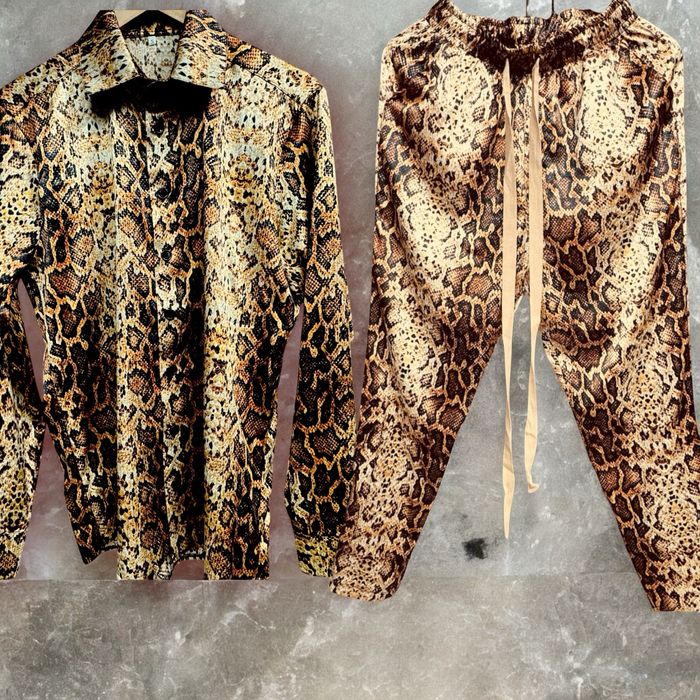 Compleuri Animal Print calitate premium! Voluntari • OLX.ro