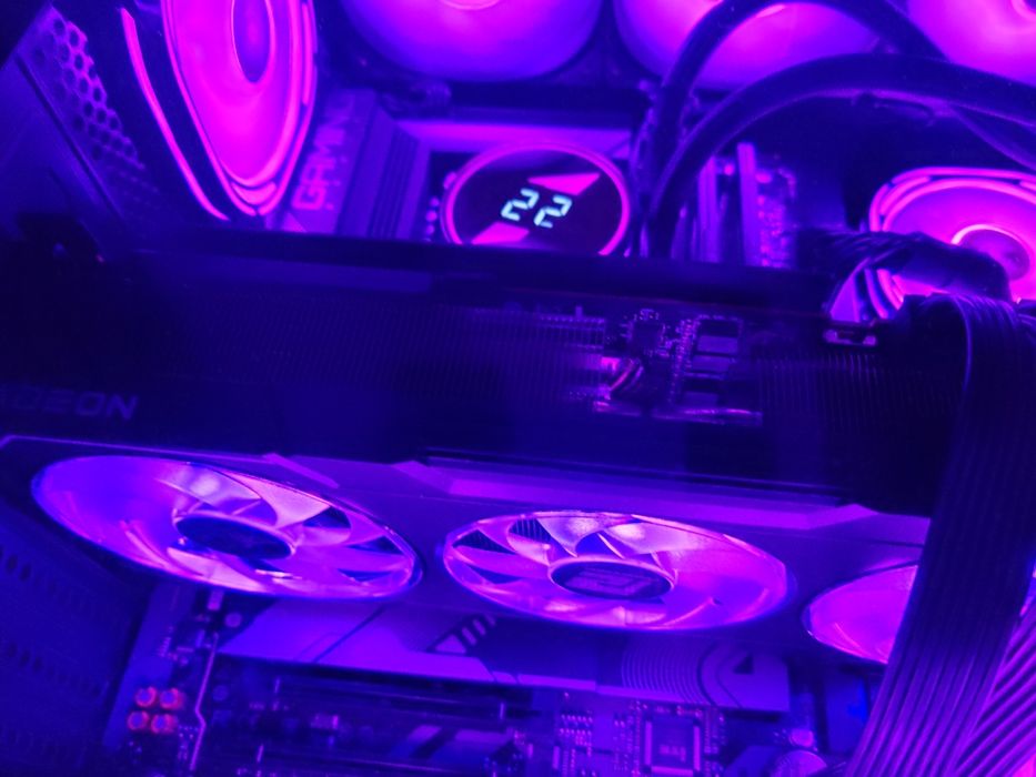 Vând placa video rx7900xt hellhound Satu Mare • OLX.ro