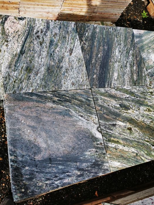 Piatra naturală, granit Italia Baia Mare • OLX.ro