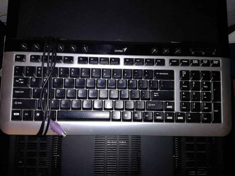 Mouse USB Trust + Tastatura Genius SlimStar PS2 +++ Adaptor Micro HDMI ...