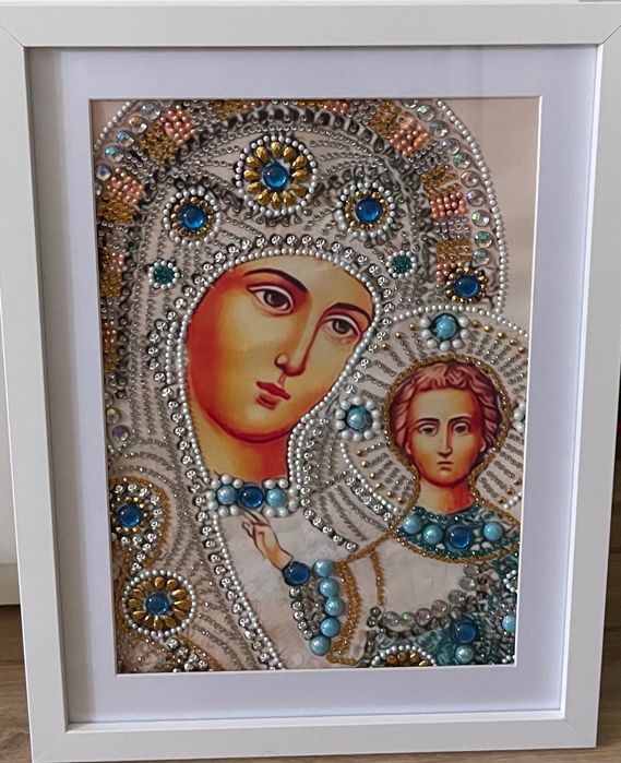 Icoana Maicii Domnului, goblen cu pietricele lucrata manual Oradea • OLX.ro
