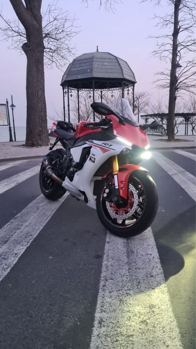 YAMAHA R1 RN32 2016 Schimb Auto Constanta • OLX.ro