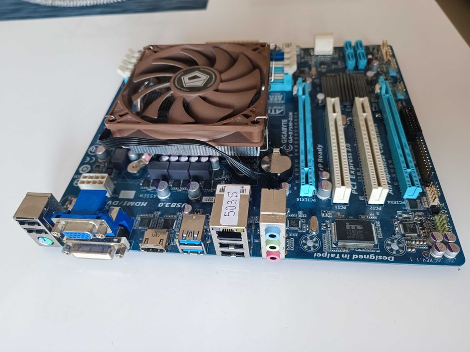 Procesor Intel i7 3770s plus placa de baza Gigabyte GA-B75M-D3H Dumbravita • OLX.ro
