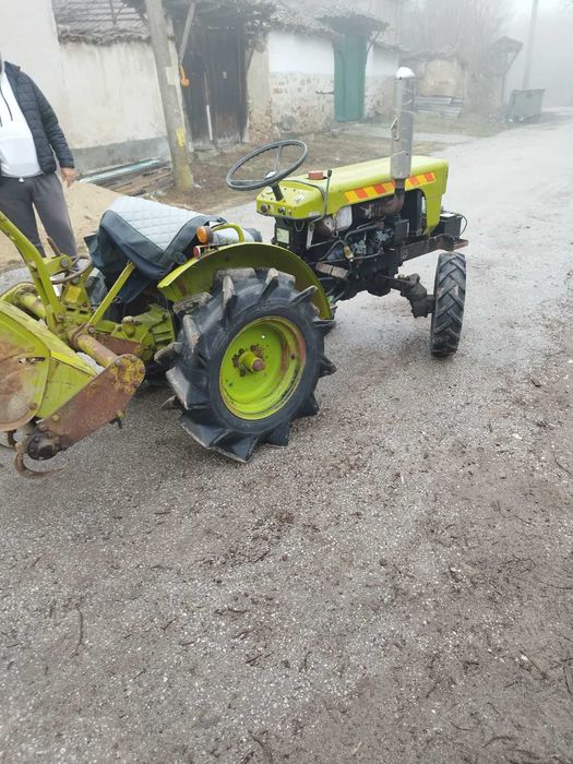 Продавам трактор Yanmar 1300D Продавам трактор Yanmar 1300D с. Кърнаре ...