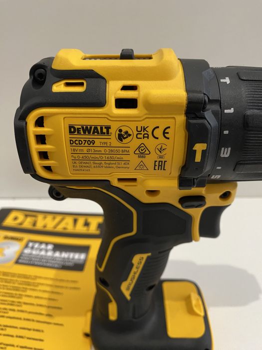 Безчетков Ударен Винтоверт DCD709 18V XR Brushless с метален патронник ...