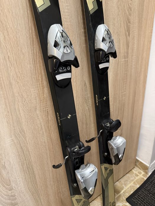 Skiuri Elan Active Catelu • OLX.ro