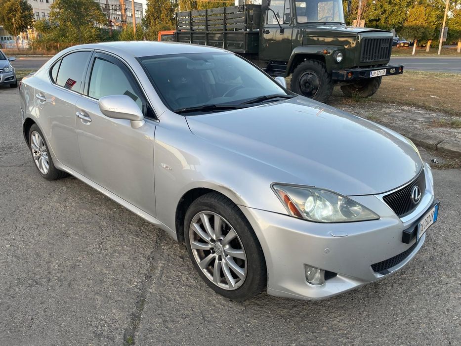 Lexus IS 220d - 2.2 Diesel 177CP - Ventilatie Scaune / Keyless / Xenon ...