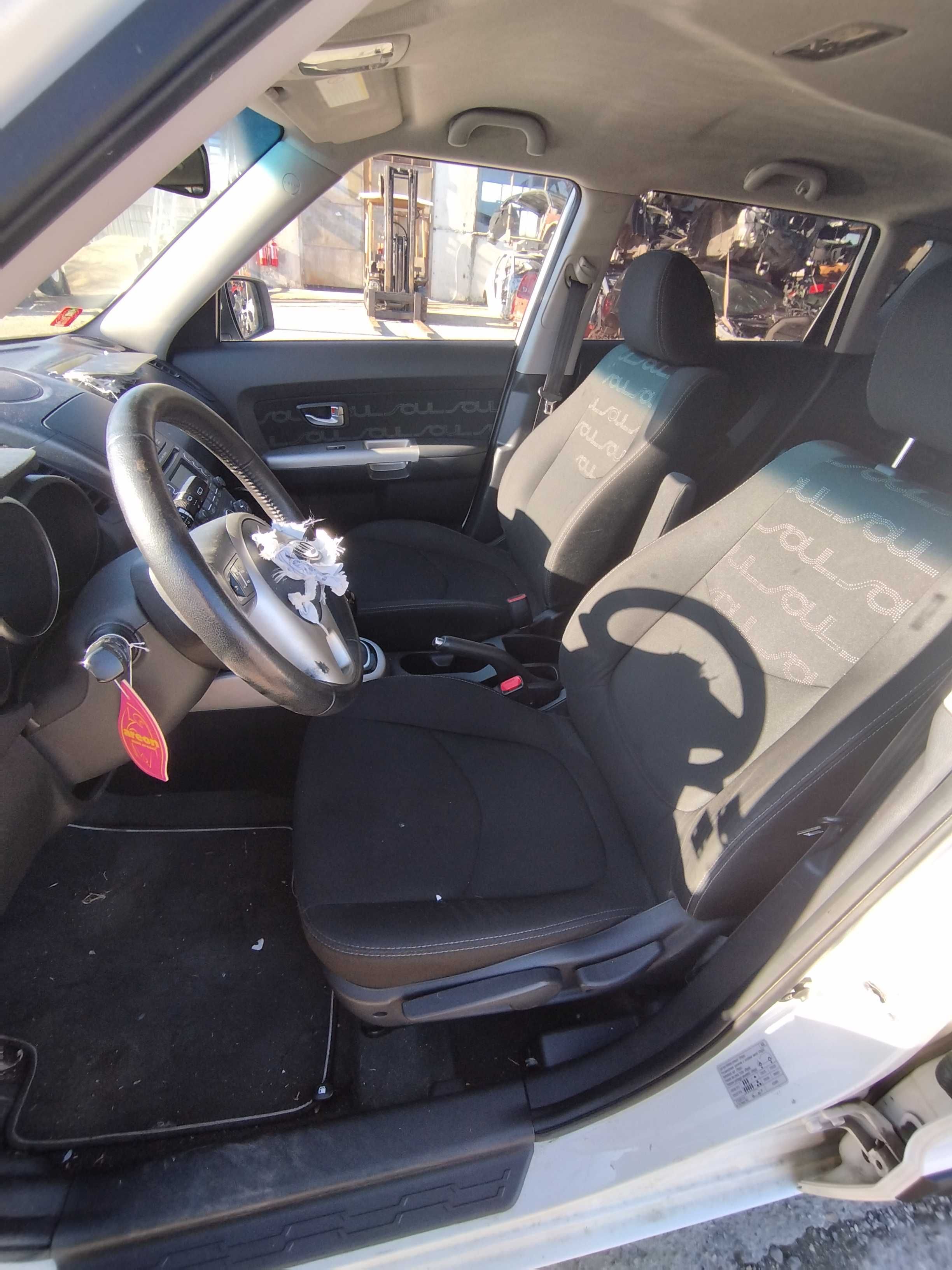 На части Киа Соул Kia Soul 1.6 бензин 2012г. Автомат гр. Перник Калкас ...