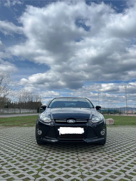 Ford Focus 2011, model Titanium Campina • OLX.ro