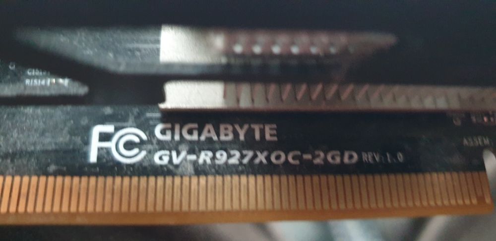Gigabyte Radeon R9 270X OC functională. Drumul Carului • OLX.ro