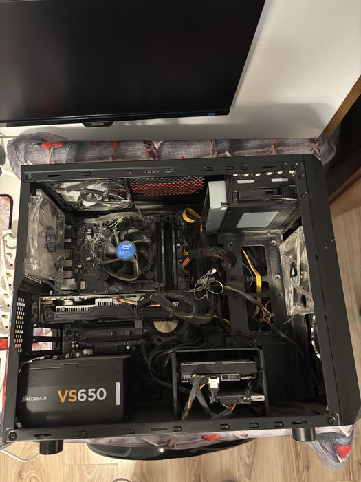 PC Gaming URGENT, NEGOCIABIL (specificatii in descriere) Ploiesti • OLX.ro