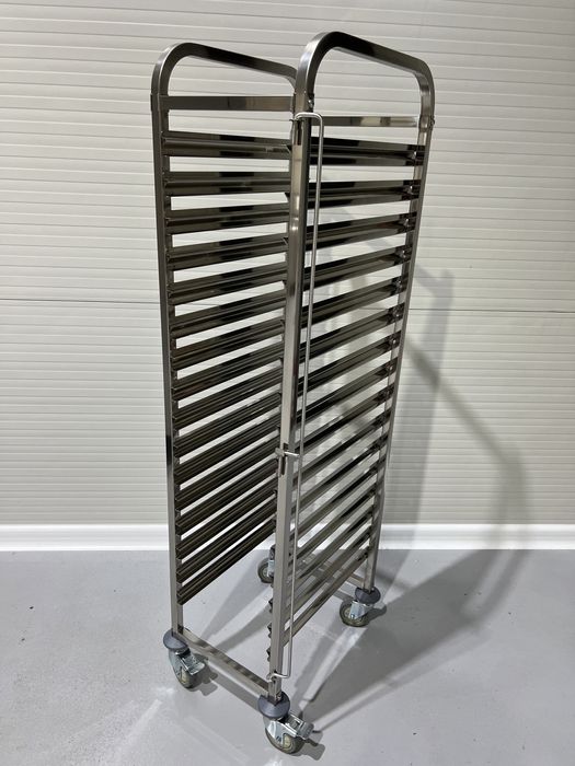 Rastel / carucior patiserie - gastronomie - 16 tavi 60 x 40 sau GN 1/1 ...