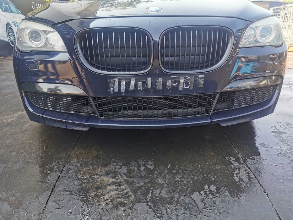 Dezmembrez bmw seria 7 f01 m-pack/bara fata m/capota/far dinamic ...