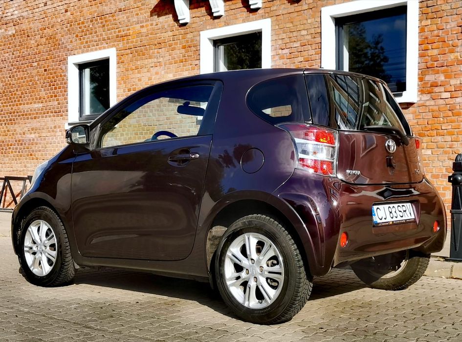 Toyota IQ 1.0 i, rulaj 84.500 km, fabricație 2009 Cluj-Napoca • OLX.ro