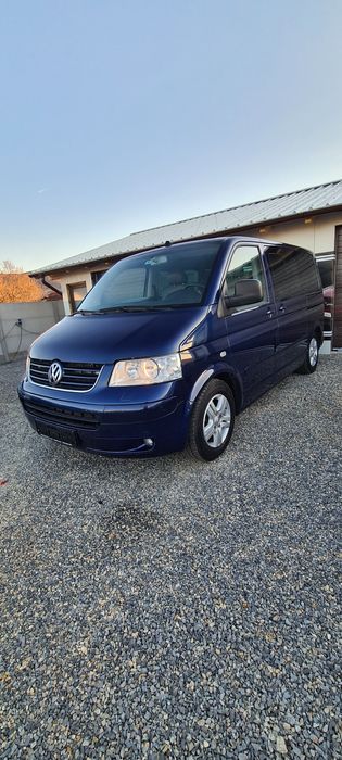 VW MULTIVAN AN 2007 motor 2,5 / 7 locuri/posibilitate rate fără avans Vladimirescu • OLX.ro