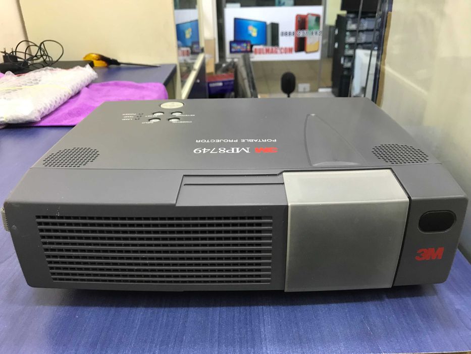 3M MP8749 Portable Projector-(Преносим проектор 3M) гр. София Зона Б-18 ...