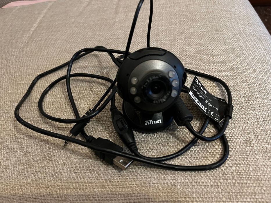 Web camera Trust 16429 usb със светодиодно осветление гр. Пловдив ...