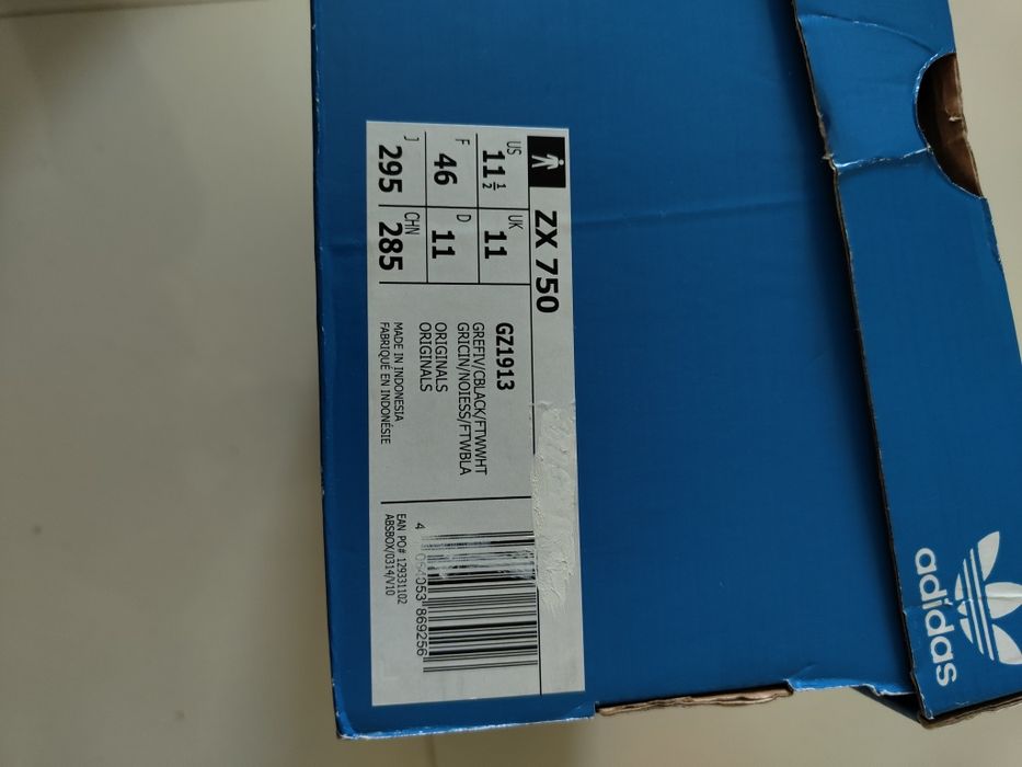 Adidasi Adidas ZX 750 Bucuresti Sectorul 3 • OLX.ro