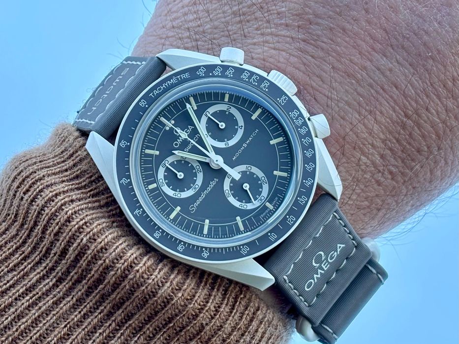 Omega x Swatch Speedmaster Moonswatch Mission On Earth Desert ORIGINAL ...