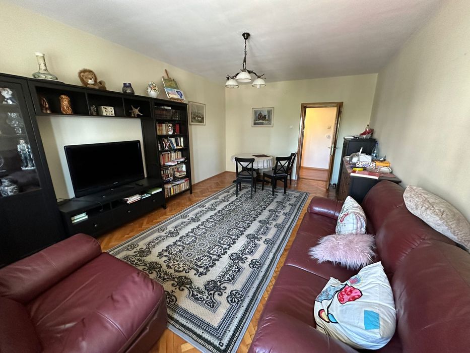 Vând apartament cu 4 camere, 107 mp, situat în zona 1 Mai – Insula ...