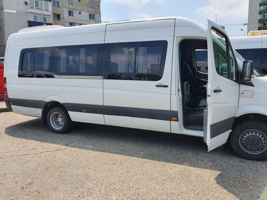 Conventi sau vand Mercedes sprinter microbuz 20+1 locuri Ploiesti • OLX.ro