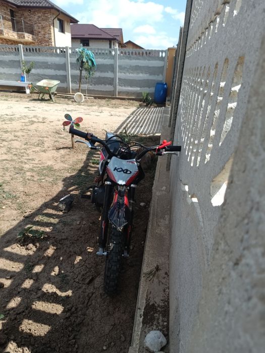 Se vinde Cross 49cc Bucuresti Sectorul 2 • OLX.ro