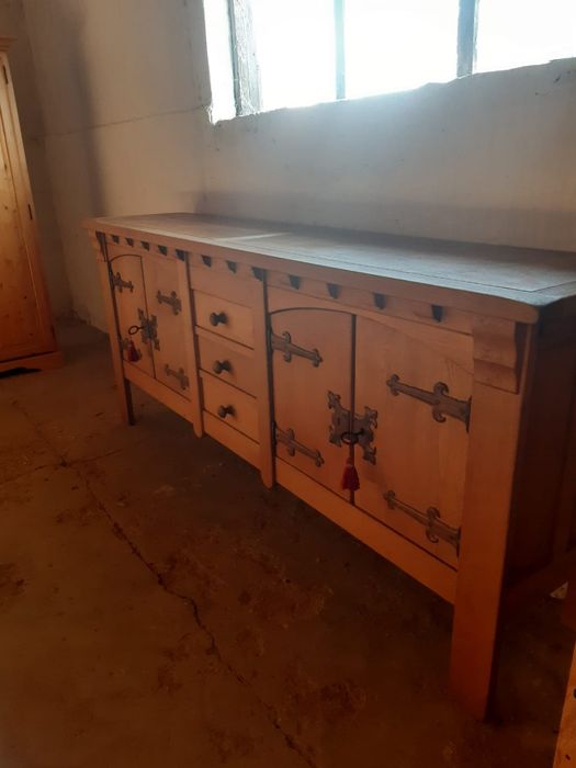 Mobila rustica lemn masiv sufragerie/bucătărie Zilisteanca • OLX.ro