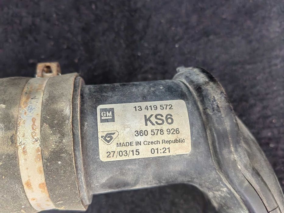 Тръба турбо-интеркулer кат. № 13265269, 13419572 за Astra J, Zafira C ...