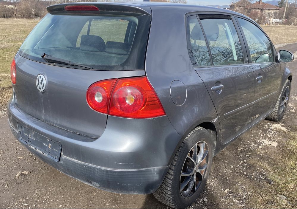 VW Golf 5 1.9tdi, голф 5 6 скорости на ЧАСТИ гр. Перник Промишлена зона ...