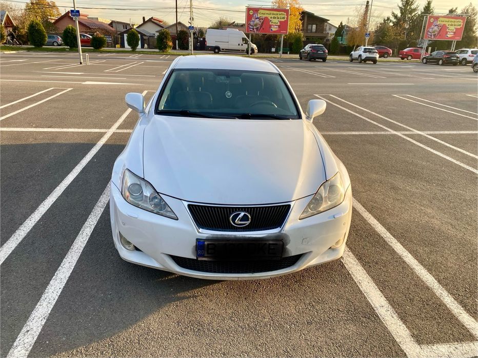 Vand Lexus IS220D, 2007, 177cp. Nu accept schimburi Corbeanca • OLX.ro