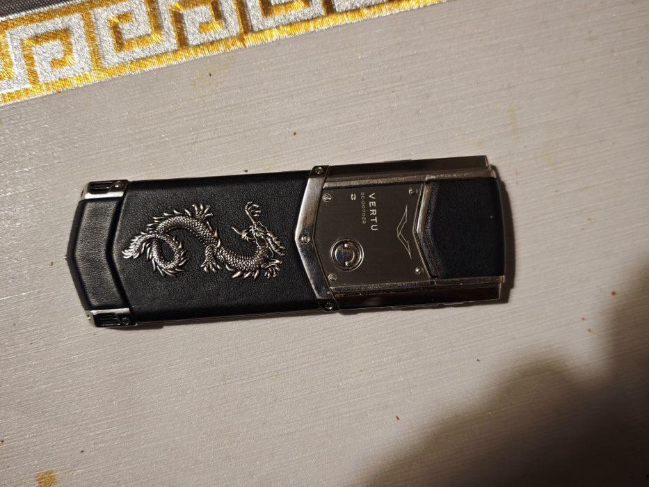Vertu signature s Dragon original Rosu • OLX.ro