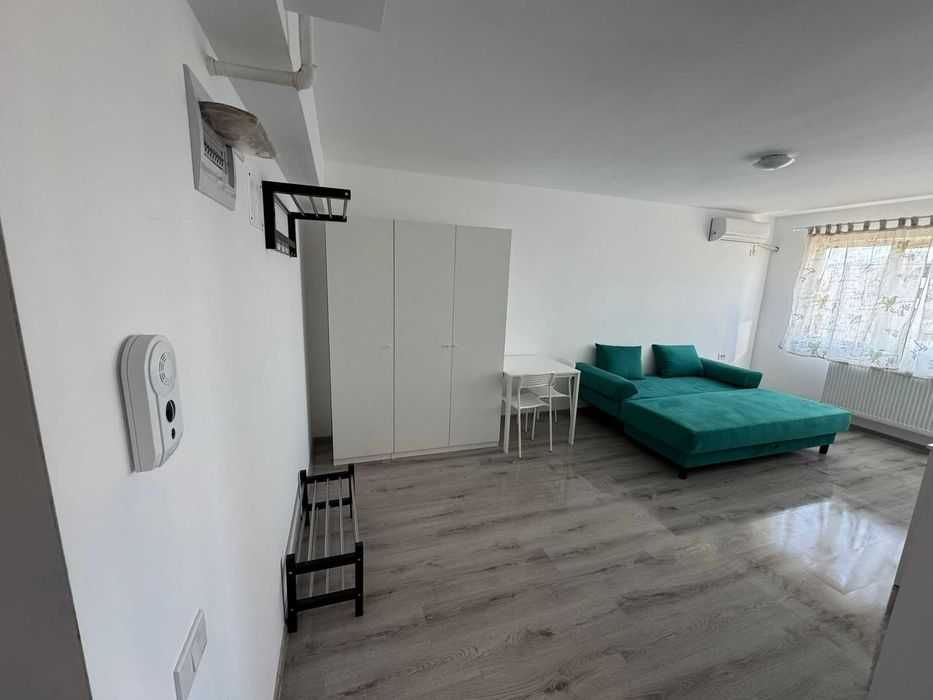 Prima inchiriere ! Direct Proprietar Garsoniera Grand Arena Bucuresti ...