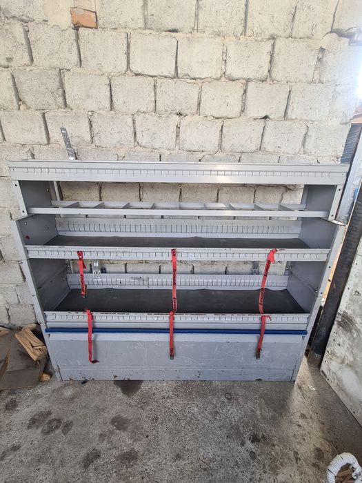 Rafturi metalice pentru scule Facaletesti • OLX.ro