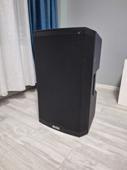 Boxe active Alto TS215 15inch - 550W - 129 SPL - sonorizare evenimente ...