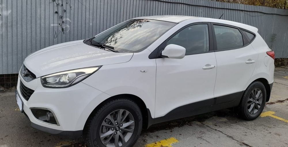 Hyundai IX 35 -2014 1,6 bnz -Cumpărată de noua ,180 mii km Bucuresti Sectorul 3 • OLX.ro