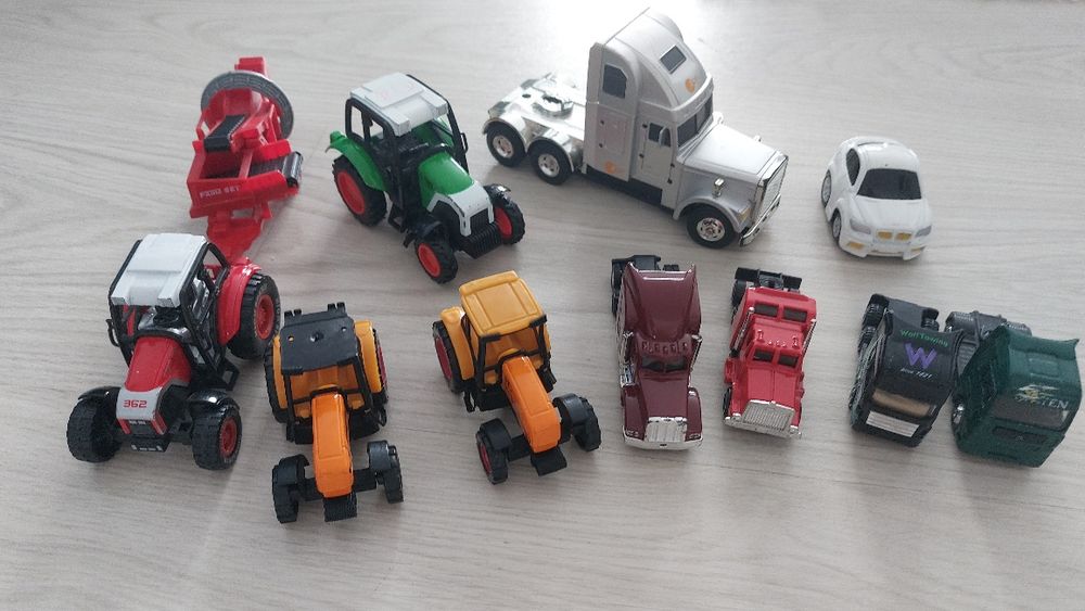 Tractoare și cap tir Onesti • OLX.ro