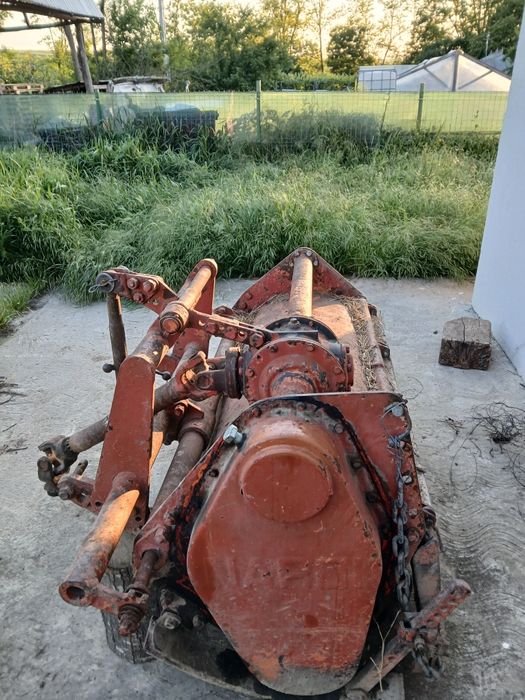 Freza de pamant foarte buna Draxini • OLX.ro