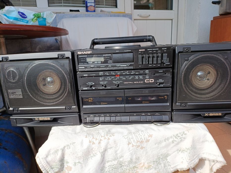 Радиокасетофон SHARP със СD гр. Гоце Делчев • OLX.bg