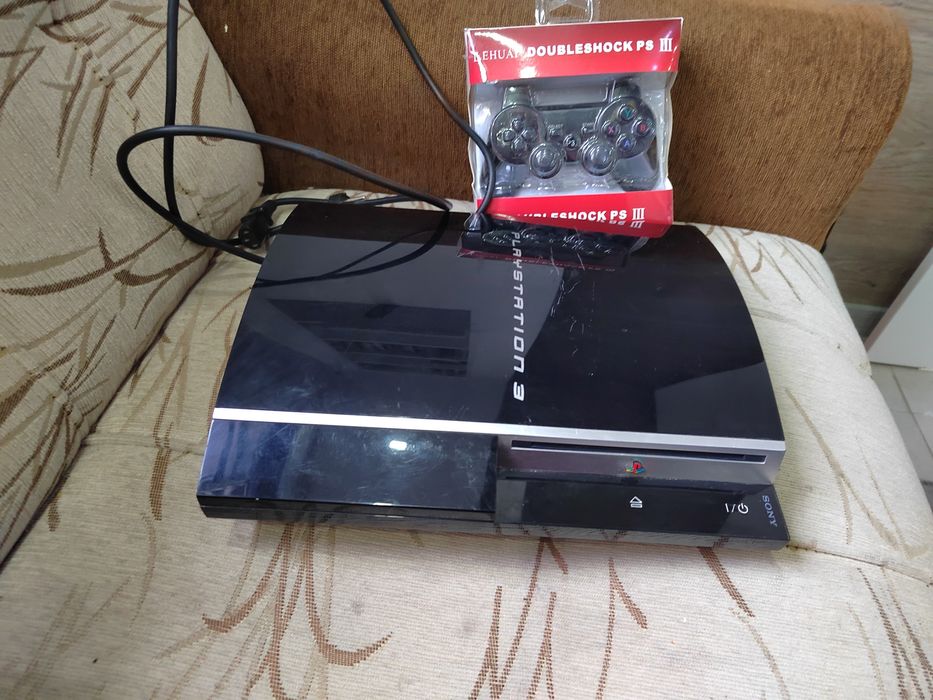 Продавам PS 3, не включва гр. Пловдив Каменица 1 • OLX.bg
