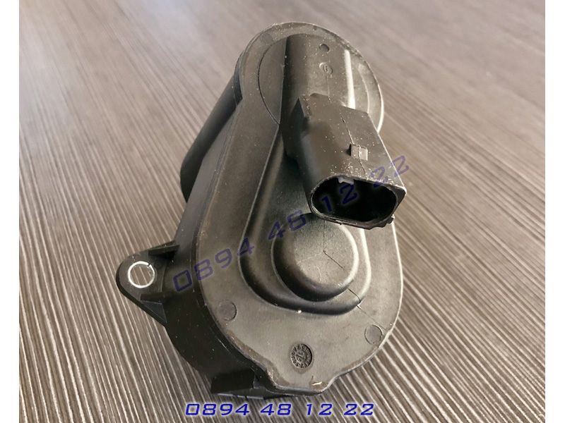 Мотор EPB моторче ръчна спирачка VW Passat B6 B7 Seat tiguan ел Пасат ...