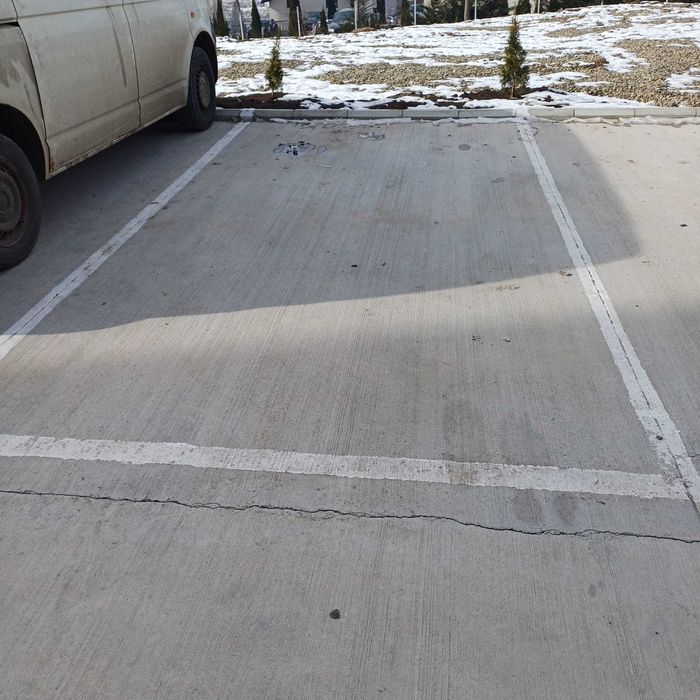 Loc parcare autoturism, Mihai Stamatin, Cartier Tei Piatra Neamt • OLX.ro