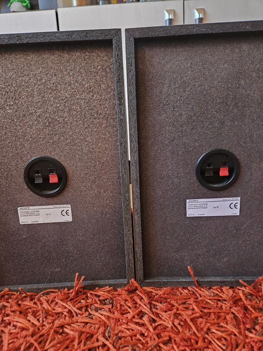 Vind o pereche boxe sony Oradea • OLX.ro