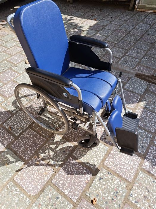 Vând scaun rulant persoane cu handicap Romos • OLX.ro