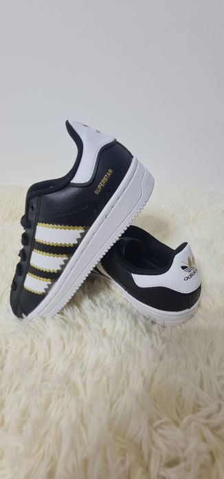 Adidasi Superstar iarnă Craiova • OLX.ro