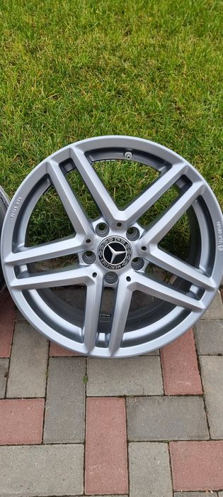 Jante r 17 mercedes C,E,GLA,GLB,GLC,vito,v class Brasov • OLX.ro