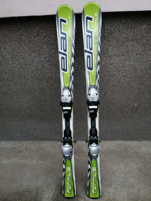 Schiuri ELAN de 120 cm important Austria Turda • OLX.ro