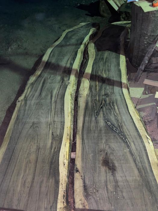 Cherestea din lemn de nuc Pitesti • OLX.ro