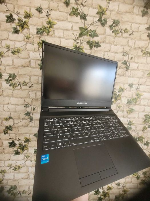 Laptop Gigabyte KD G5 a 11-a generatie | i5-11400H RTX 3060 16GB RAM ...